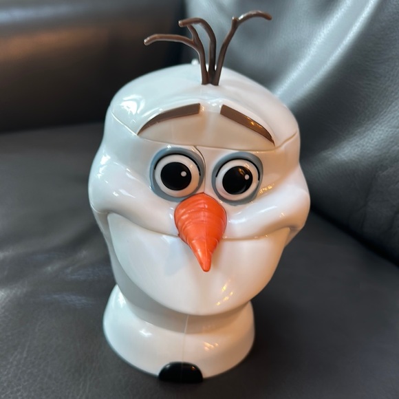 Disney | Dining | Disney Olaf Plastic Mug With Hinged Lid | Poshmark